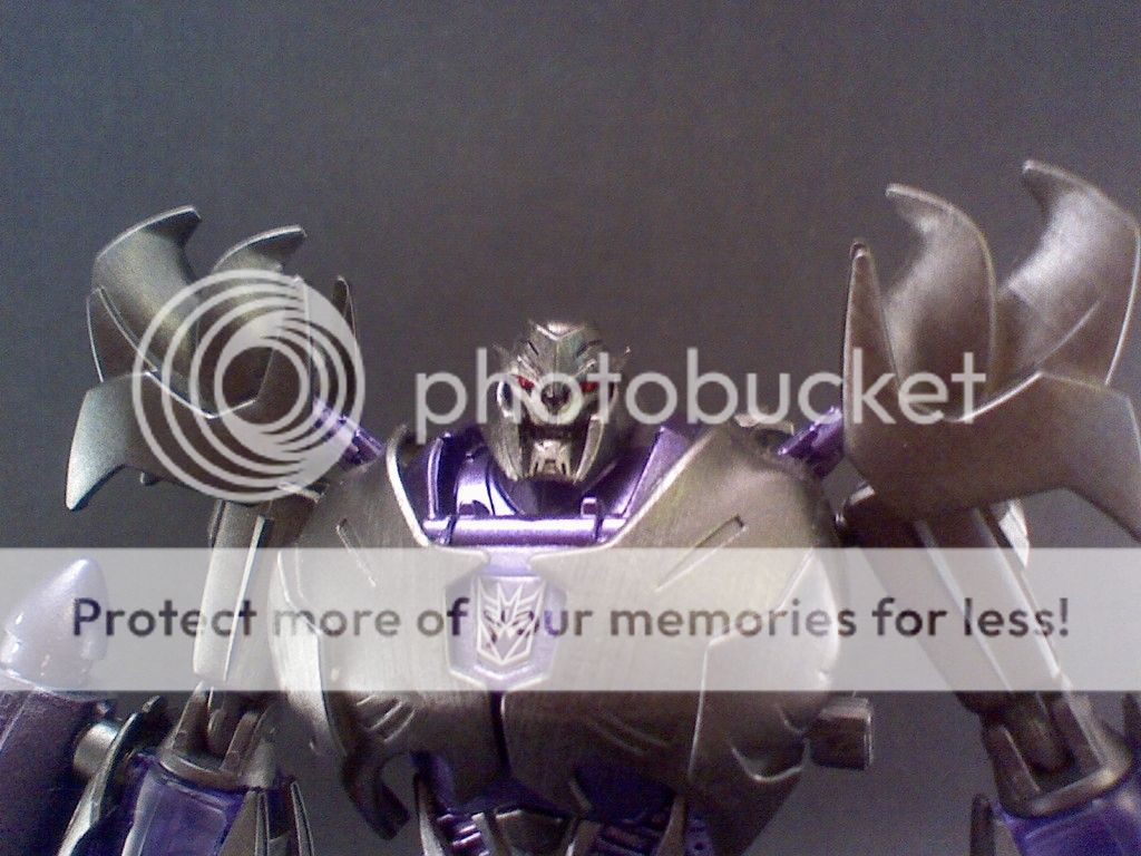 Minor/Repaint: - TFP: Megatron | TFW2005 - The 2005 Boards