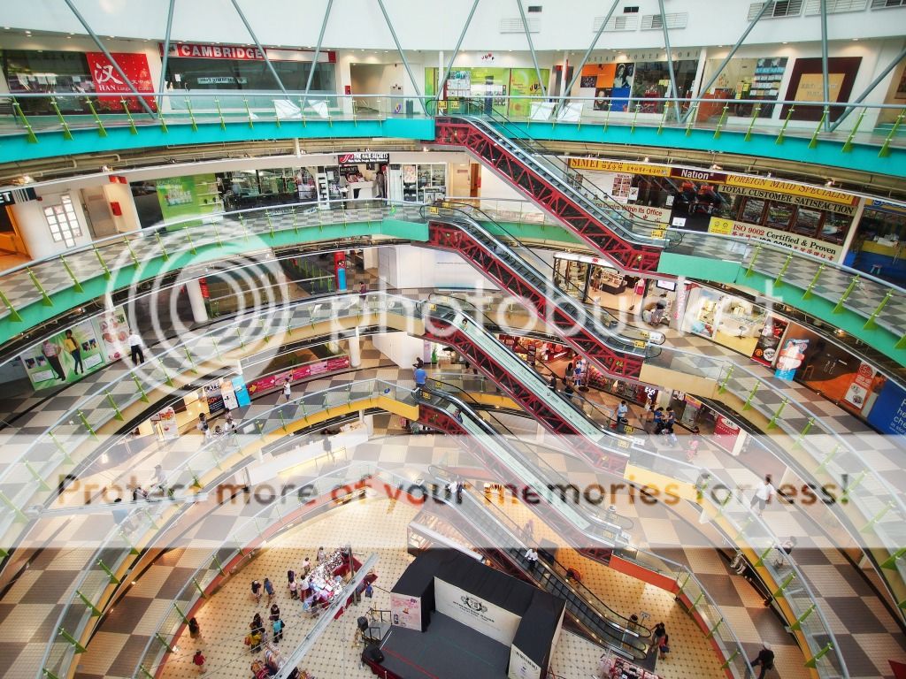 TimeOut - Mall Architecture